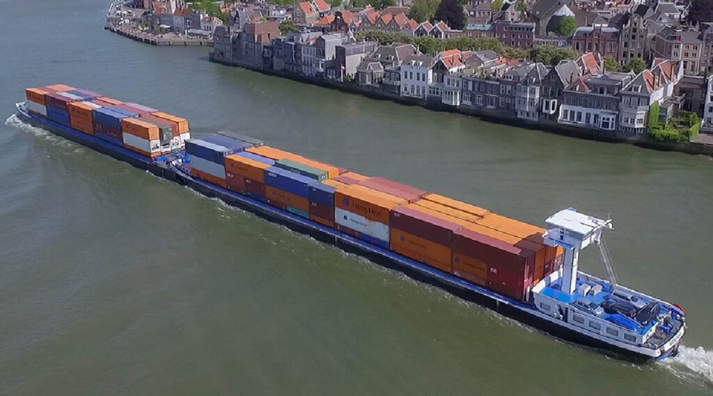 Duwboot kopen? Bekijk het aanbod duwboten van HSBV!