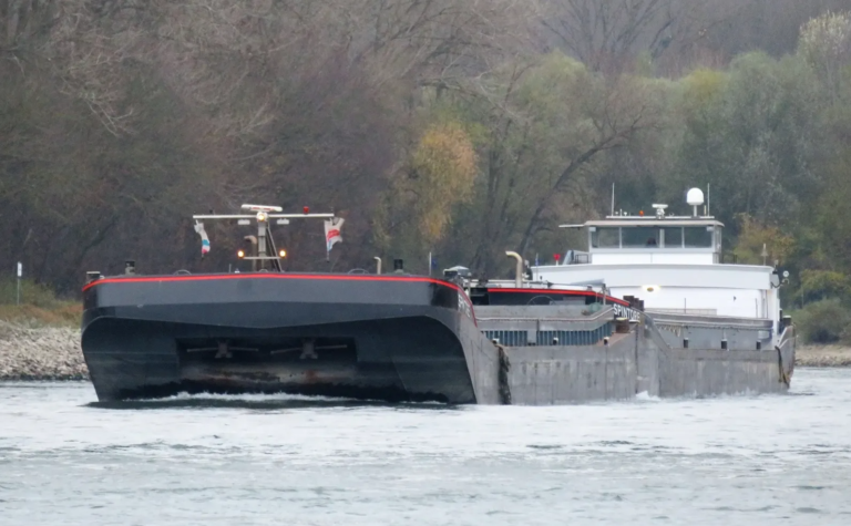 Duwboot kopen? Bekijk het aanbod duwboten van HSBV!